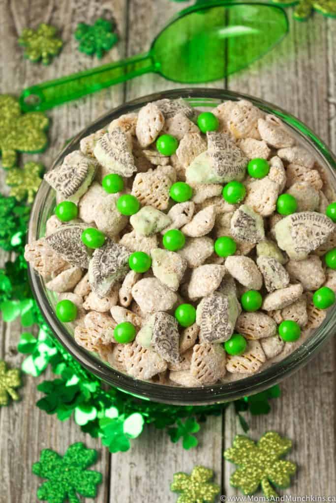 St. Patrick's Day Snack Mix (Chocolate Mint Shamrock Mix)