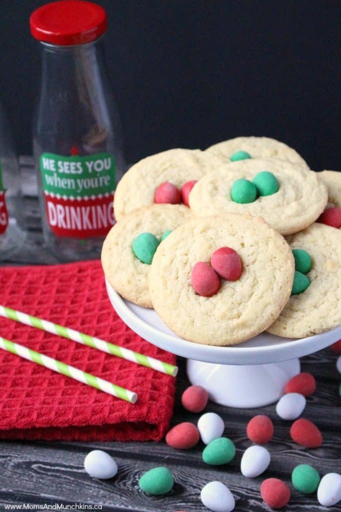 Vanilla Pudding Cookies with Eggies - Moms & Munchkins