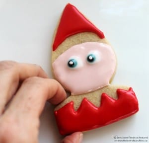 Elf Cookie Tutorial - Moms & Munchkins