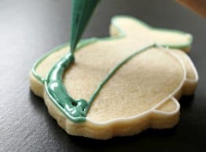 Fishing Cookies Tutorial - Moms & Munchkins