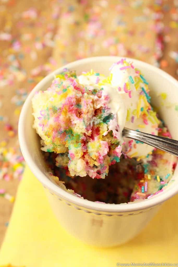 Funfetti Mug Cake Recipe - Microwave Cake - Moms & Munchkins