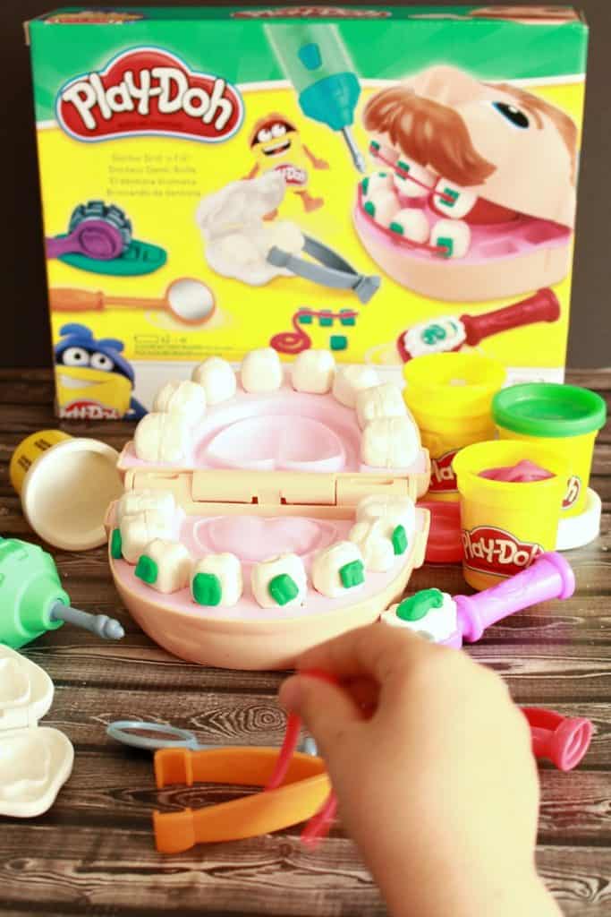 Play-Doh Learning Activities - Moms & Munchkins