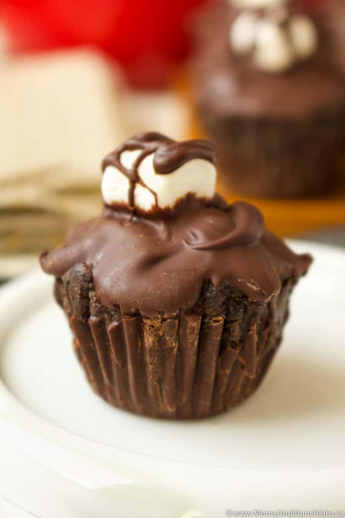 Hot Cocoa Truffle Cups Recipe - Moms & Munchkins