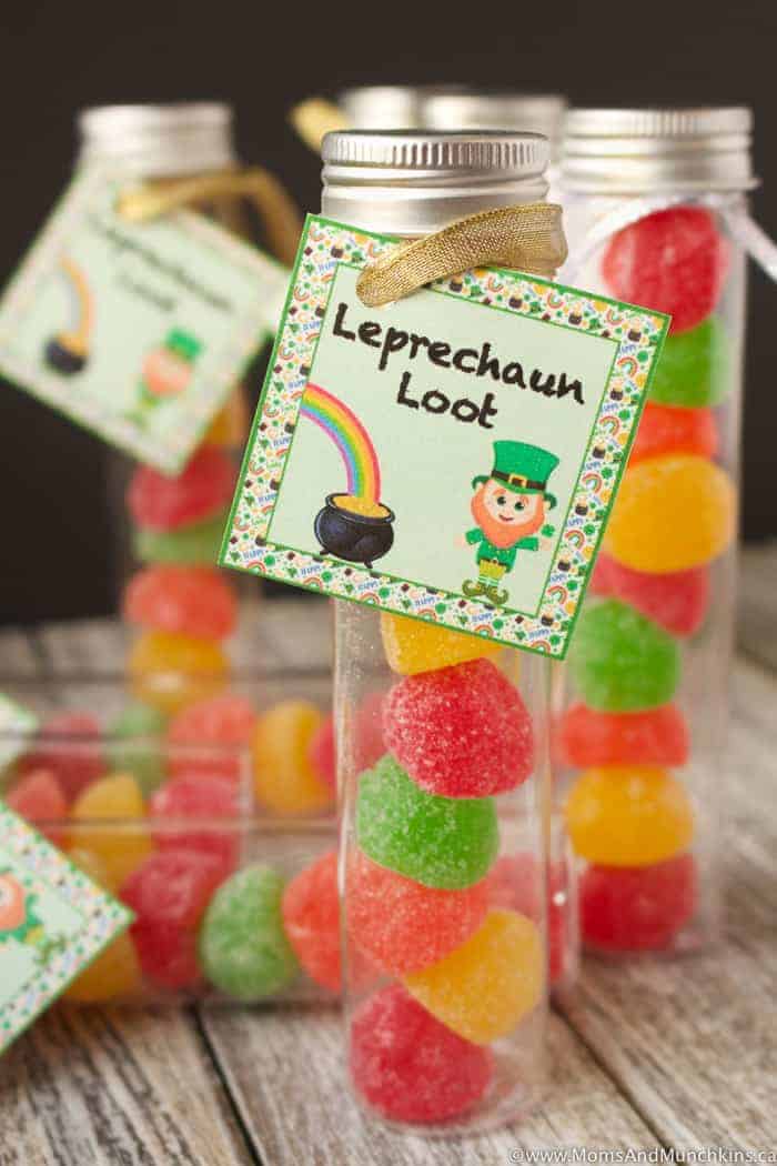 Leprechaun Loot Treat Idea with Printables - Moms & Munchkins